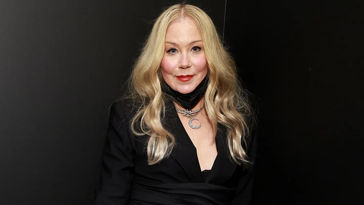 Christina Applegate Hospitalized Over 30 Times With ‘Unimaginable’ Pain ...
