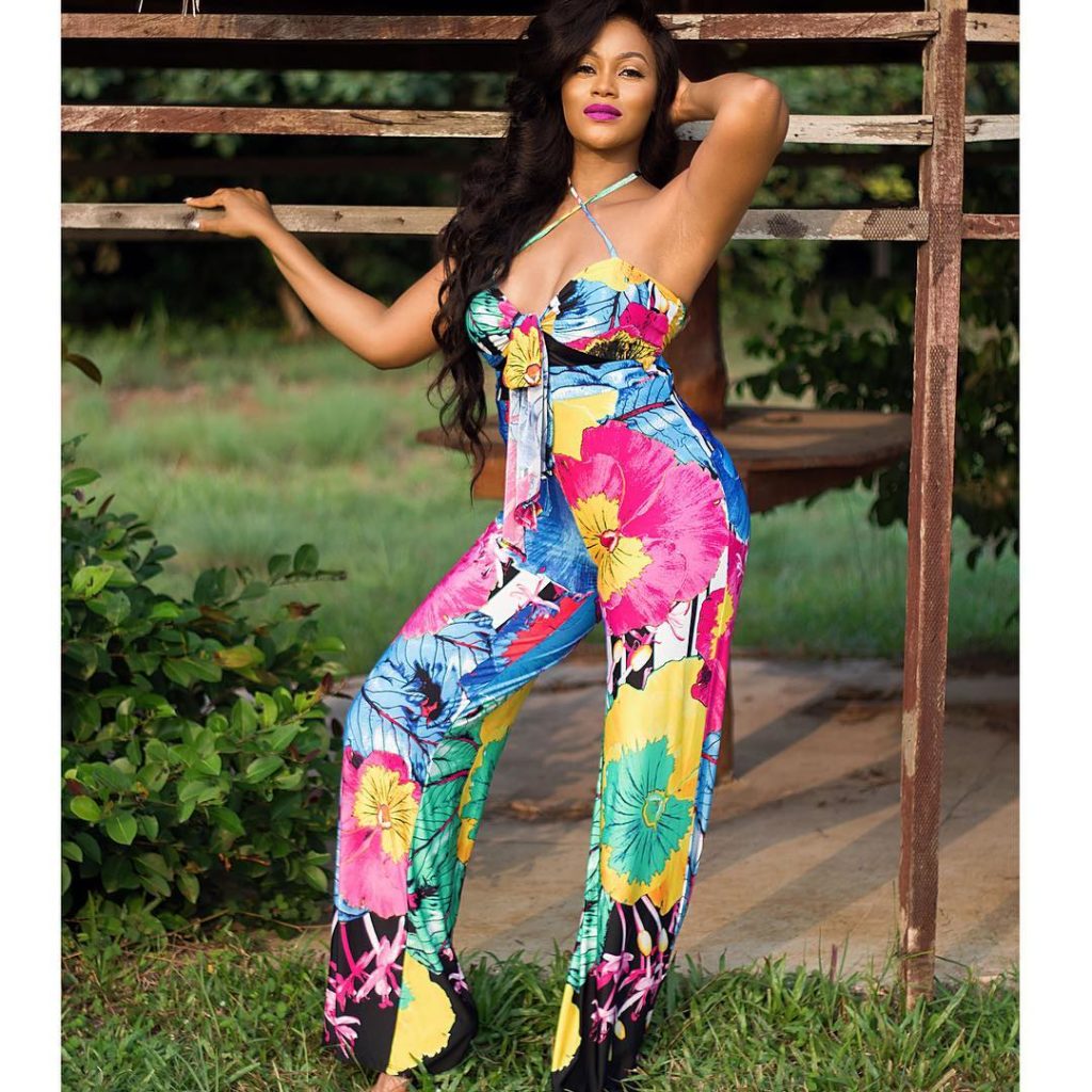 First Look of Damilola Adegbite's Uber-Chic Clothing Line - Kasham By ...