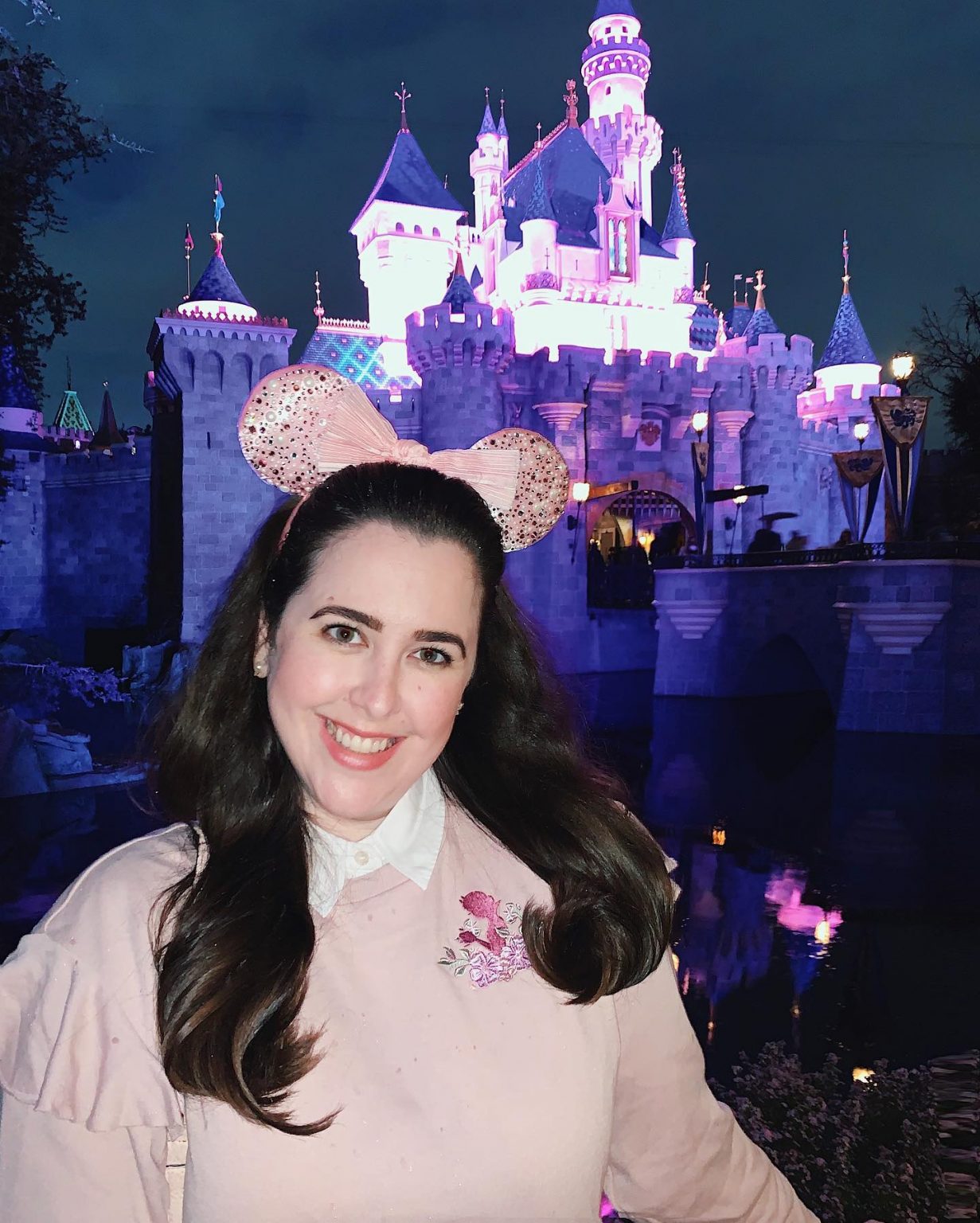 Meet Mary Lane Haskell, Actress Who Plays Jenna on Christmas on the ...