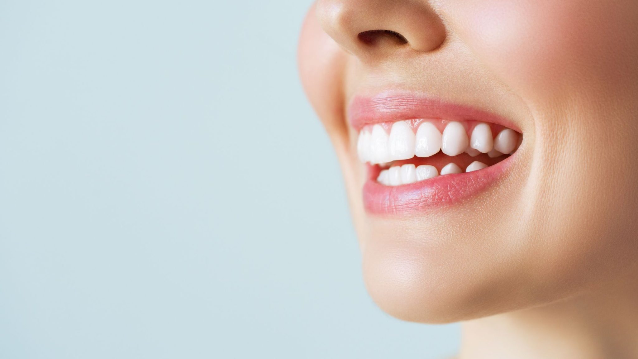 Does Mewing Work? The Answer is No - Urban Woman Magazine