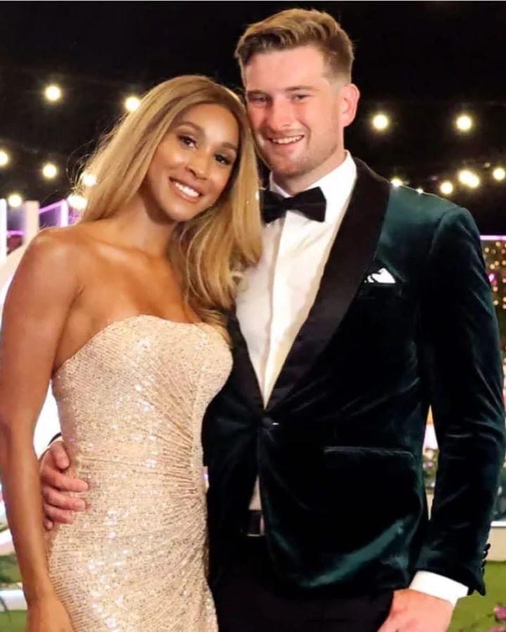 Love Island USA’s Bergie, Taylor Celebrate Anniversary - Urban Woman ...