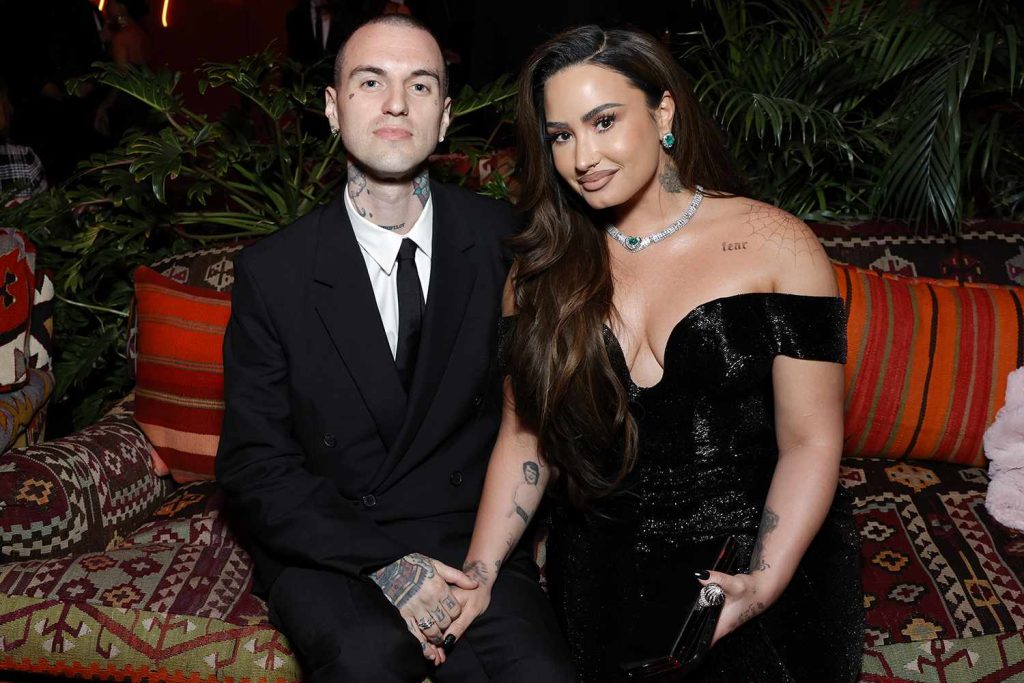 Demi Lovato Marries Jordan 'Jutes' Lutes in California Ceremony - Urban ...