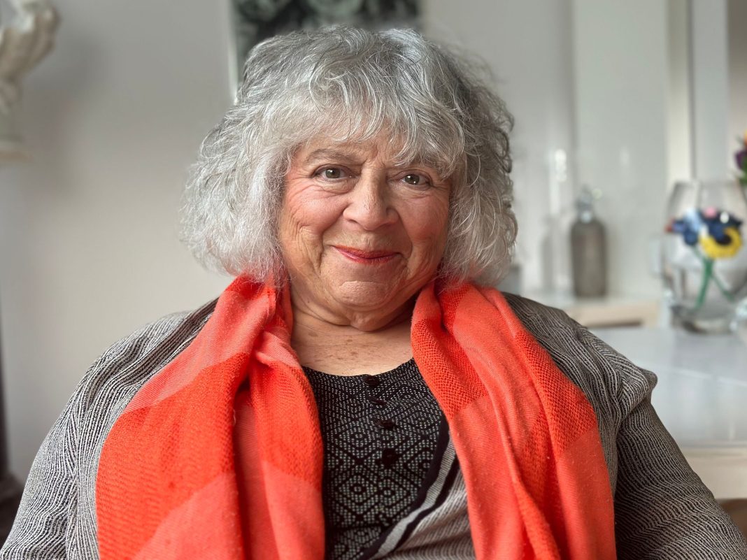 Embracing her outspoken nature: Miriam Margolyes as an Unapologetically ...