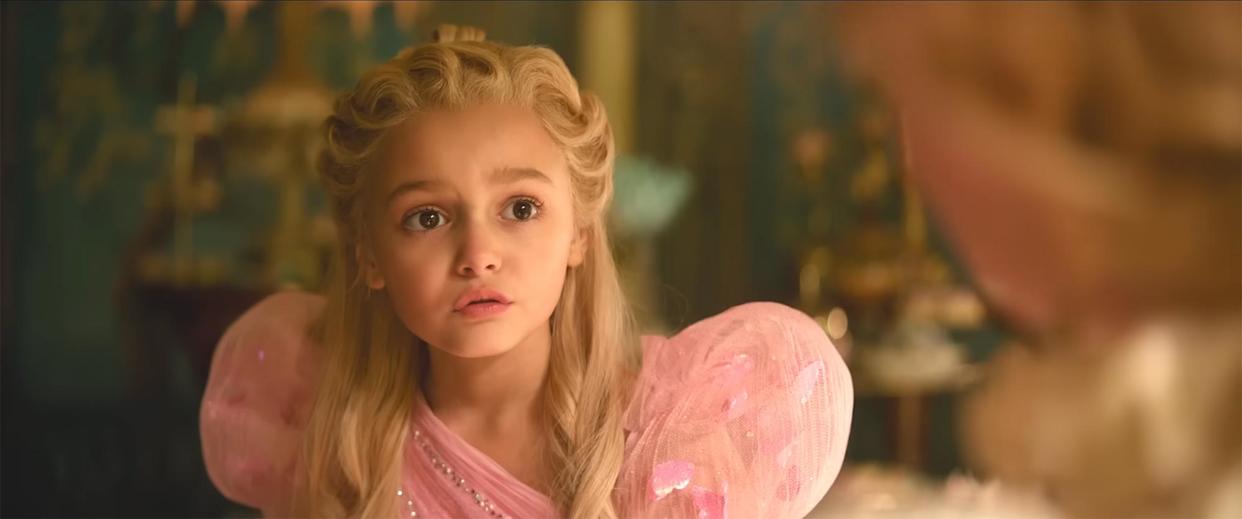 Scarlett Spears Shines as Young Glinda in "Wicked: For Good" - Urban Woman Magazine